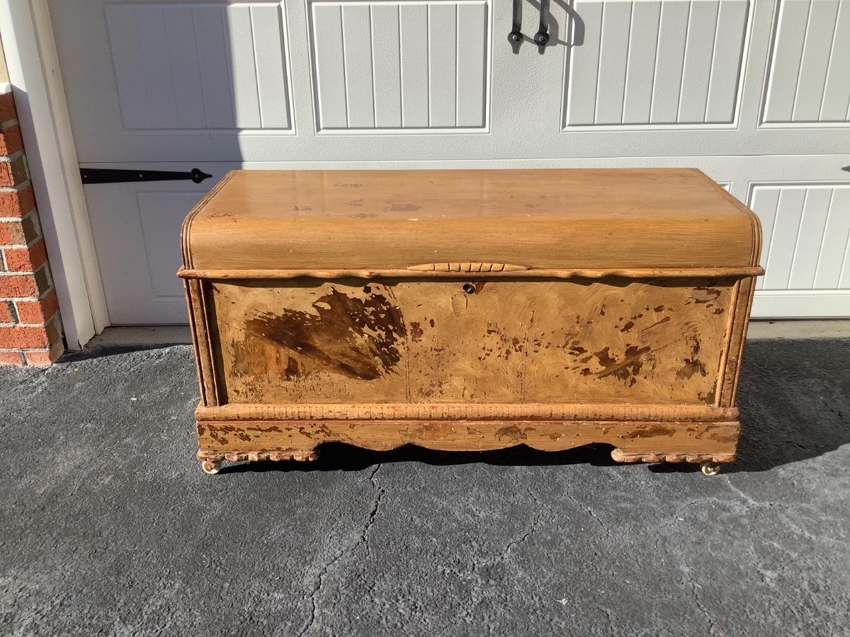 Ross cedar chest store