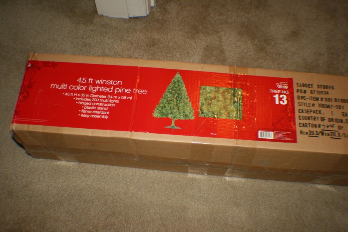 Winston Christmas Tree in Box | EstateSales.org
