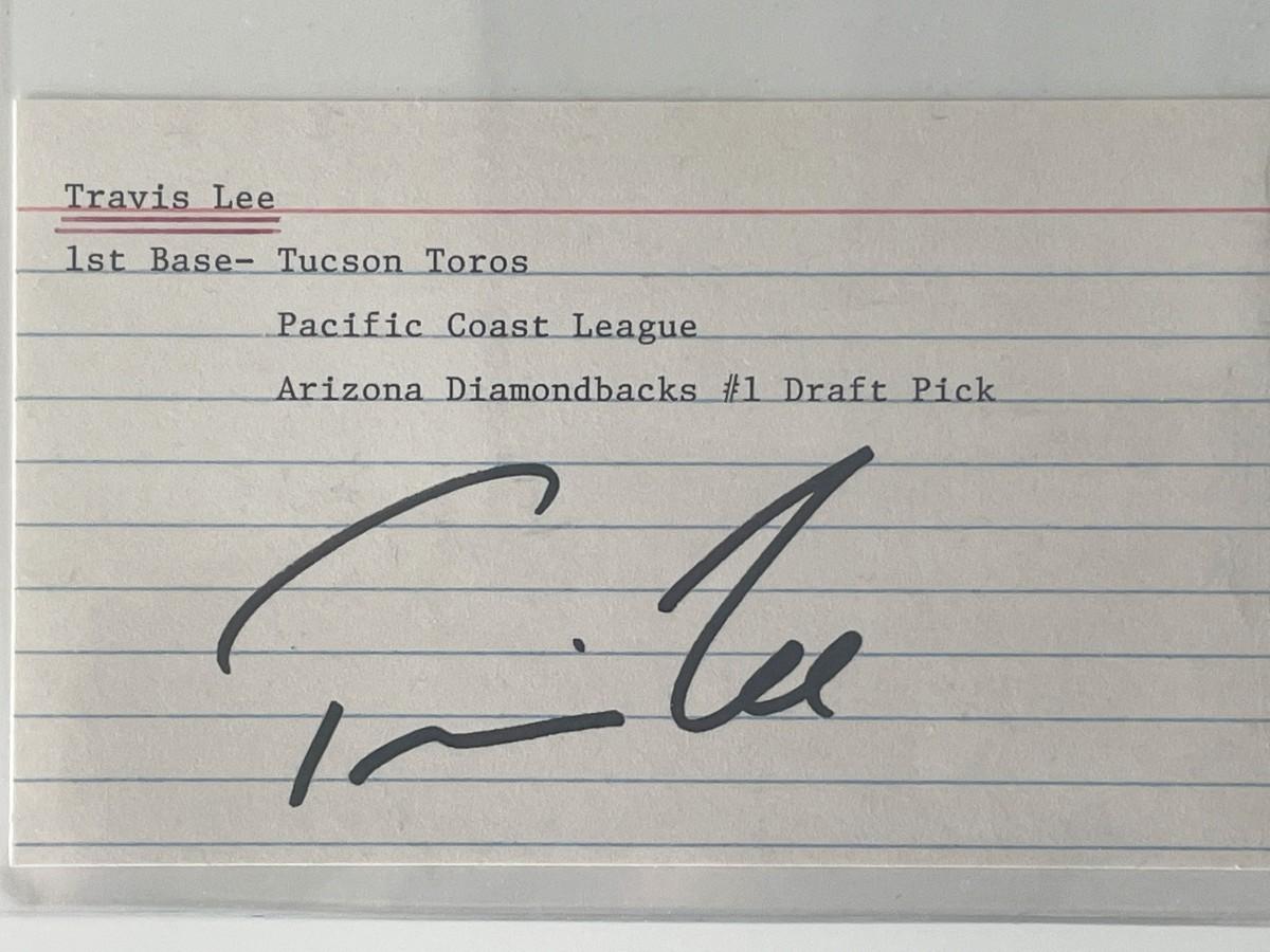 Baseball player Travis Lee autograph note | EstateSales.org