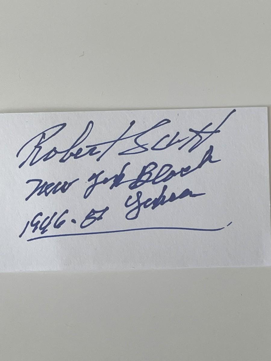 Baseball player Robert Scott autograph note | EstateSales.org