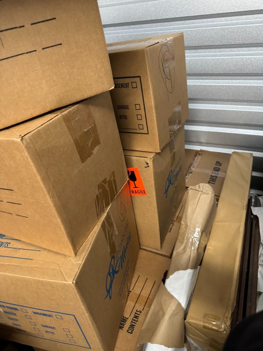 Climate controlled storage unit 10' X 20'- Master bedroom, master ...