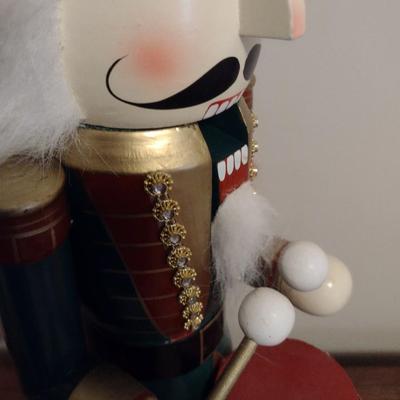 Large Wood Drummer Nutcracker 24" | EstateSales.org