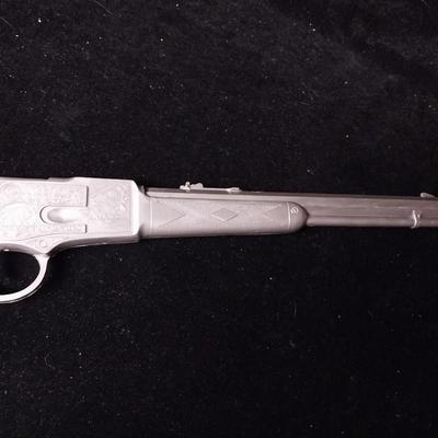 ROY ROGERS PLASTIC TOY RIFLE WITH WORKING TRIGGER | EstateSales.org