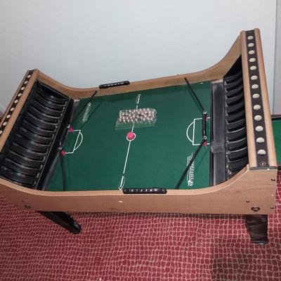 BOCCERBALL "THE FAST & FURIOUS MARBLE SOCCER GAME" | EstateSales.org