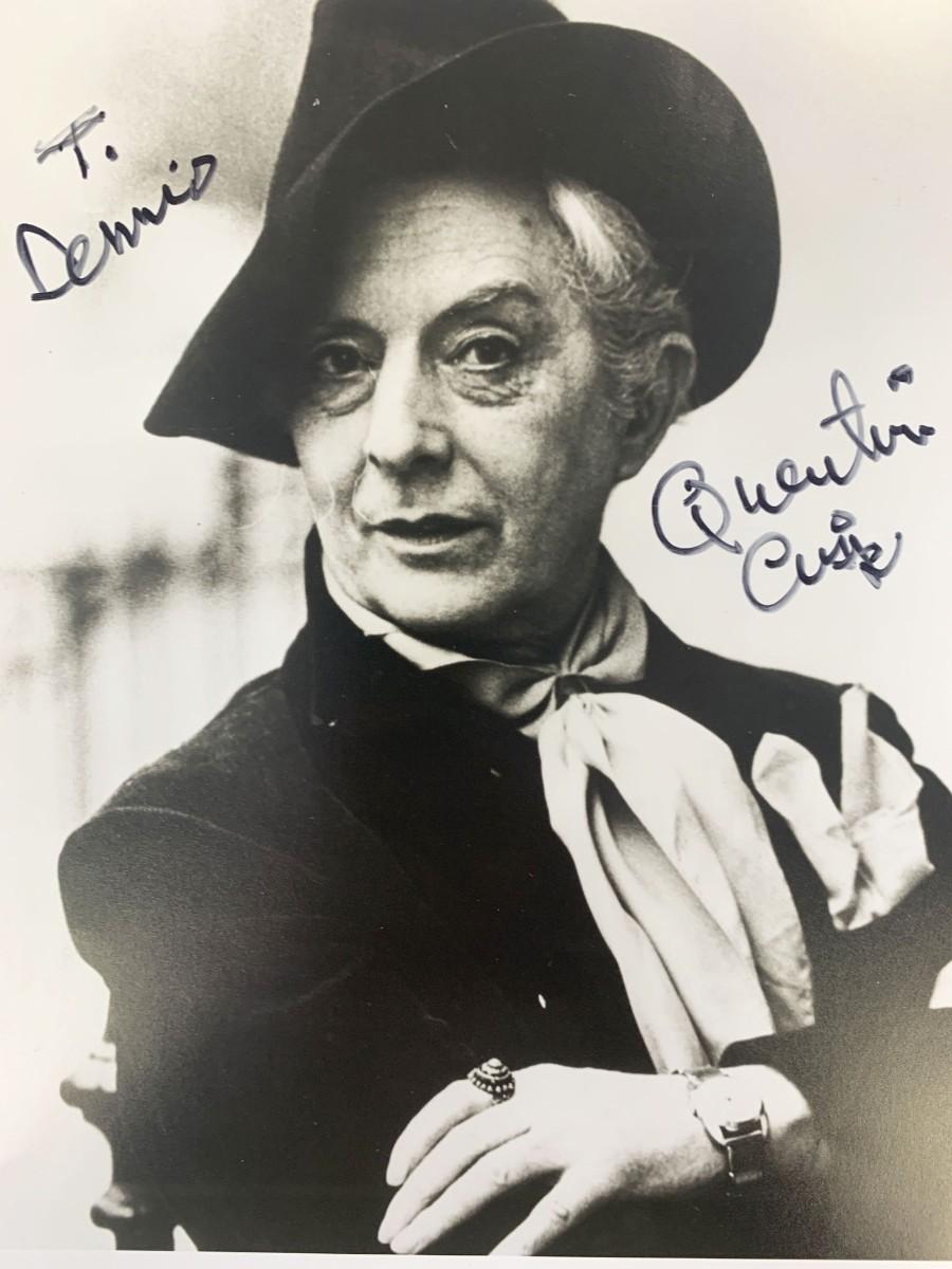 Quentin Crisp signed photo | EstateSales.org
