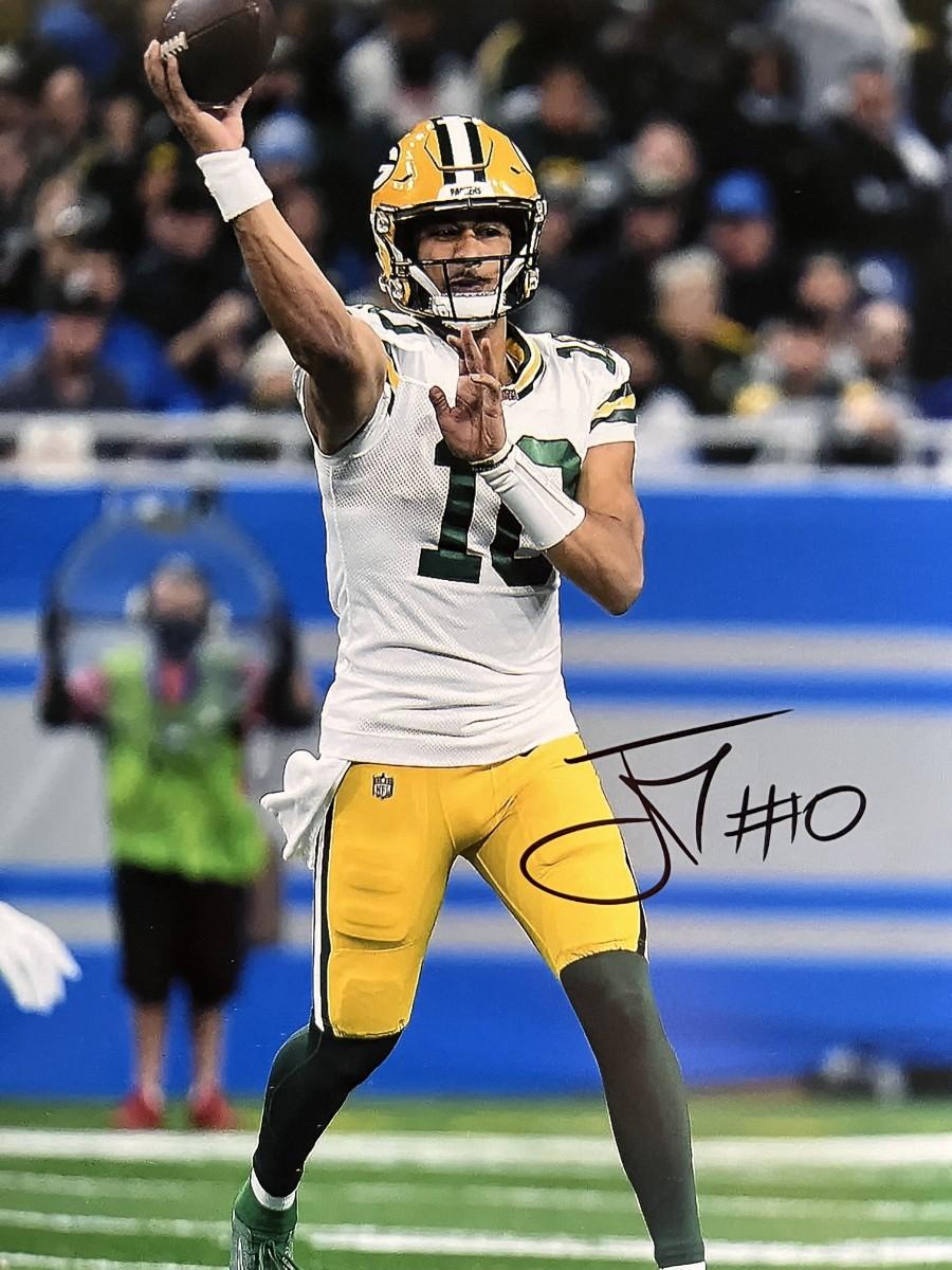 Green Bay Packers Quarterback Jordan Love signed photo | EstateSales.org