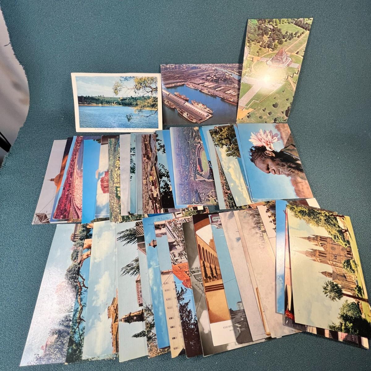 GROUP OF 44 COLOR POSTCARDS OF AUSTRALIA FROM 1963 | EstateSales.org