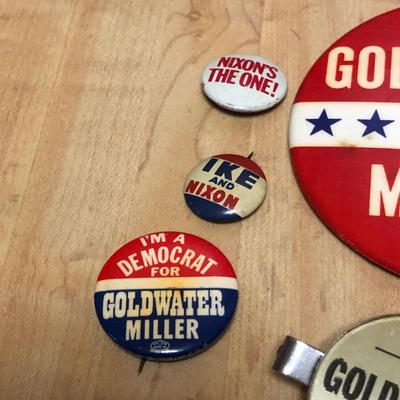 LOT 118K: Vintage Political Pins/Buttons - Nixon, Goldwater ...