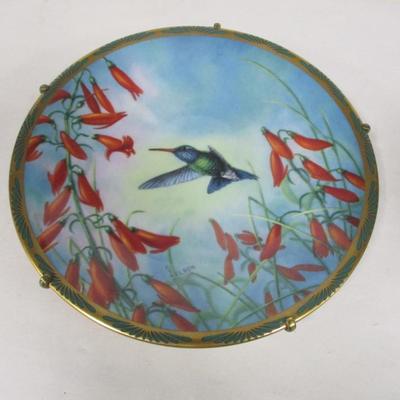Hummingbird Plates | EstateSales.org