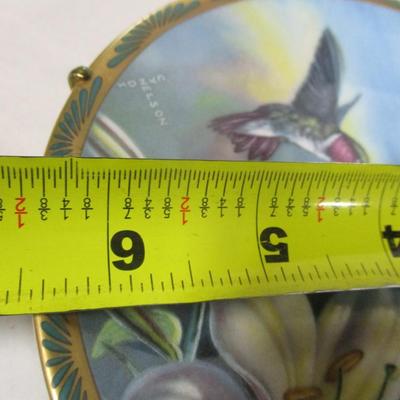 Hummingbird Plates | EstateSales.org