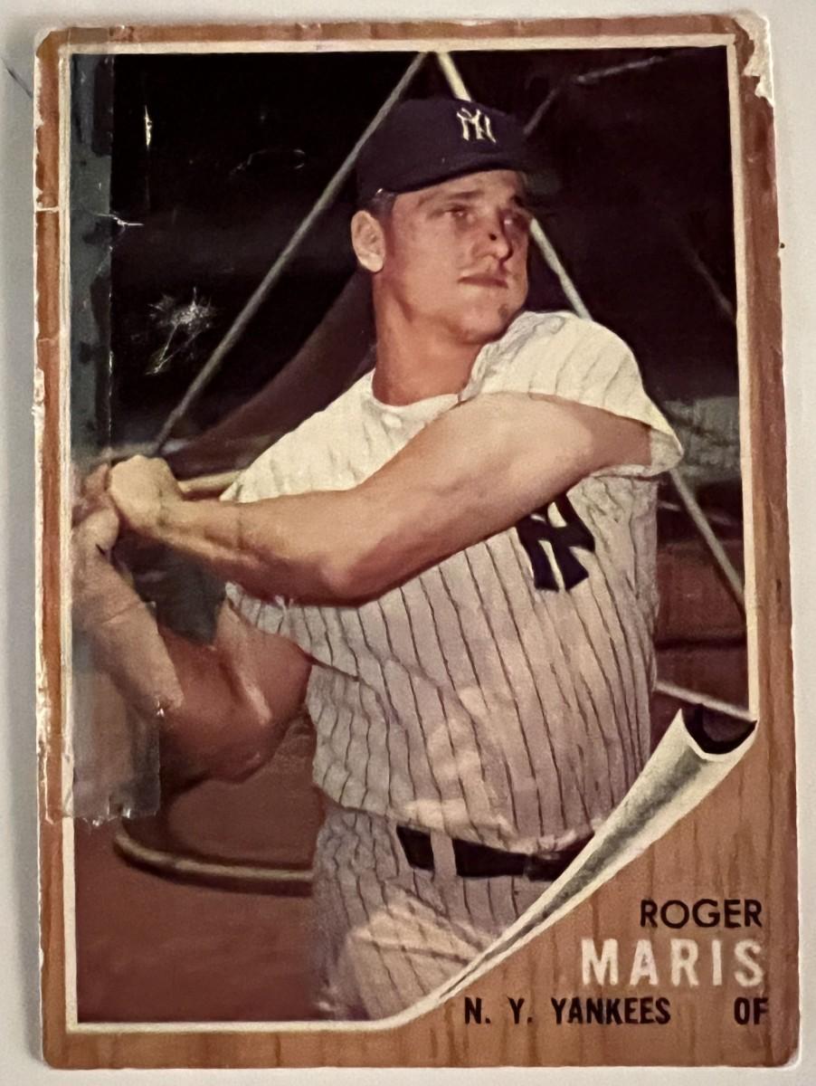 Roger Maris 1962 Topps baseball card No. 1 | EstateSales.org