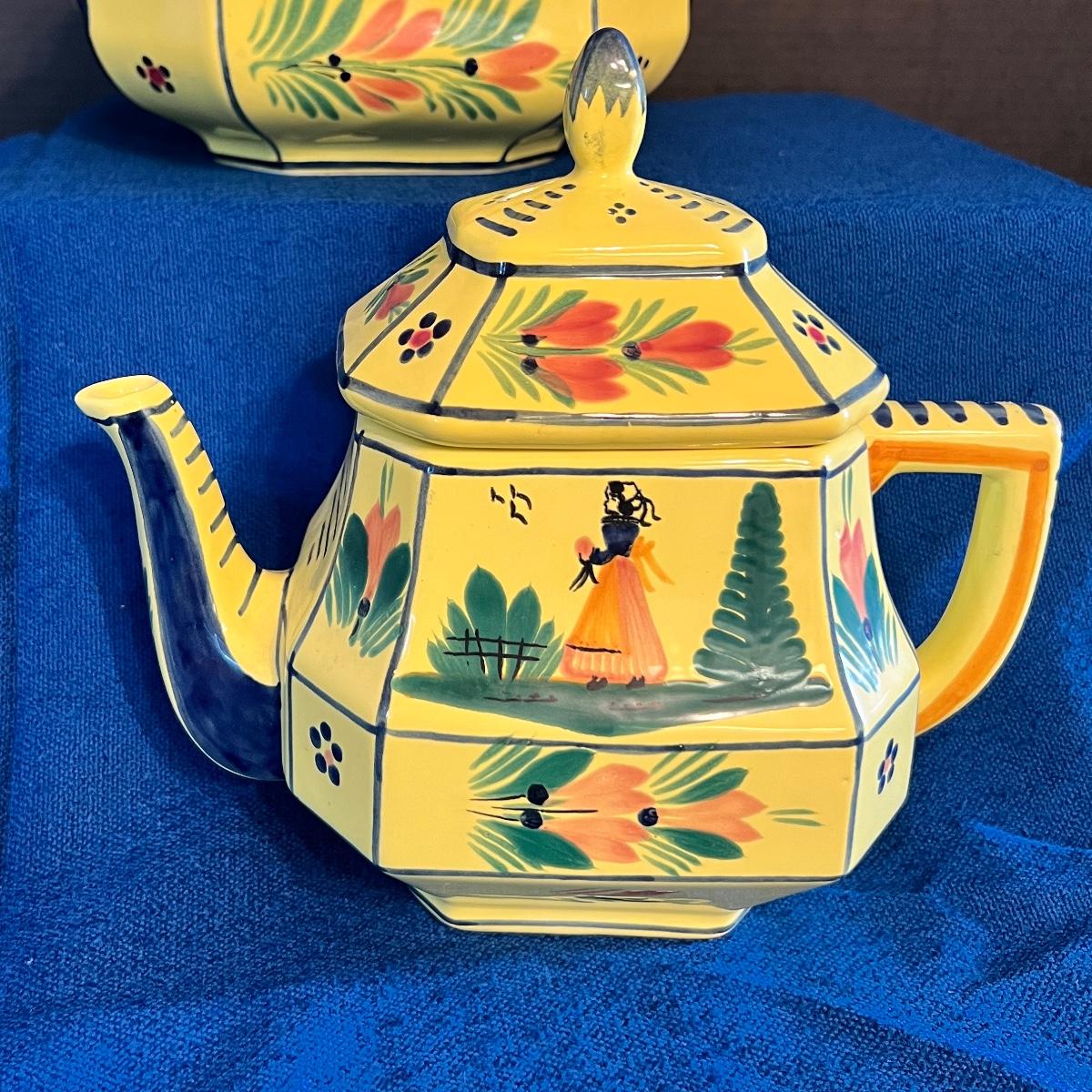 Vintage Quimper Faience, France Teapot | EstateSales.org