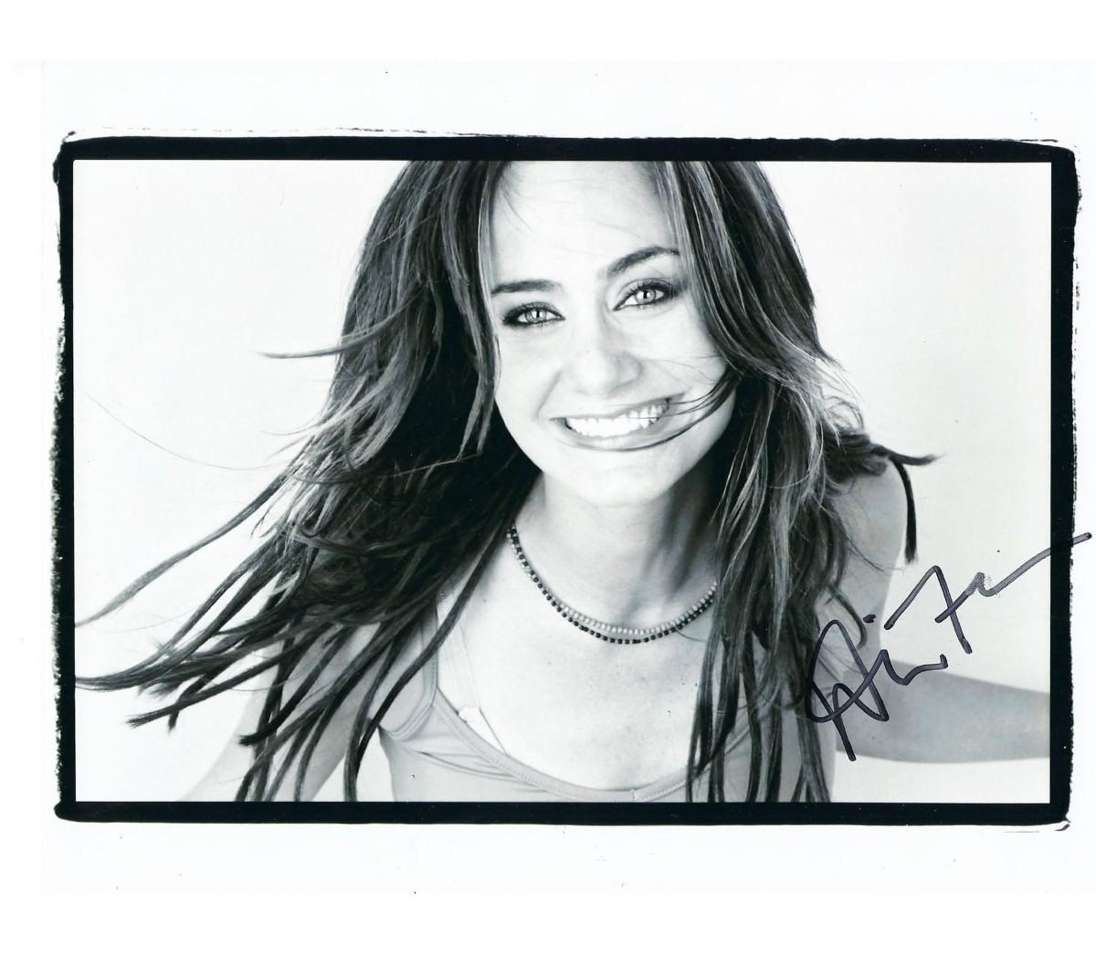 Diane Farr signed photo | EstateSales.org