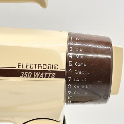 SUNBEAM ~ Vintage Mixmaster Power Plus Mixer | EstateSales.org