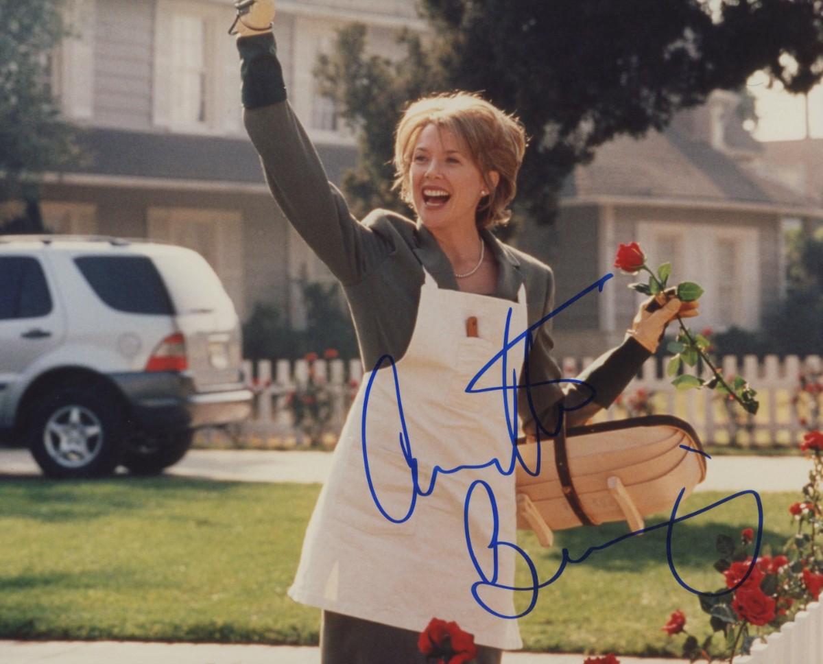 Annette Bening signed movie photo | EstateSales.org