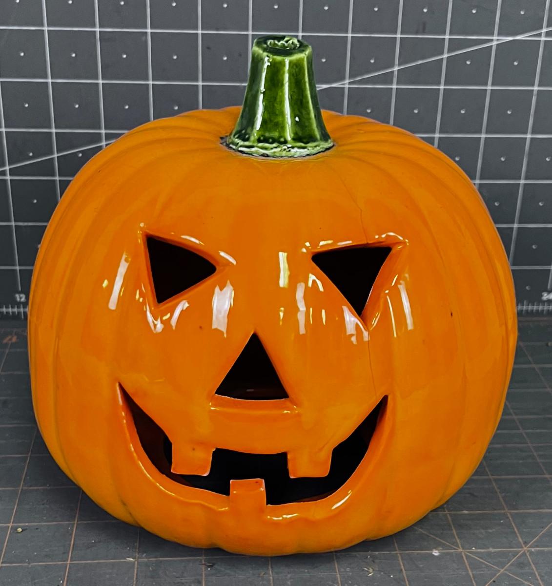 Ceramic Jack-O-Lantern | EstateSales.org Ceramic Jack-O-Lantern | EstateSales.org
