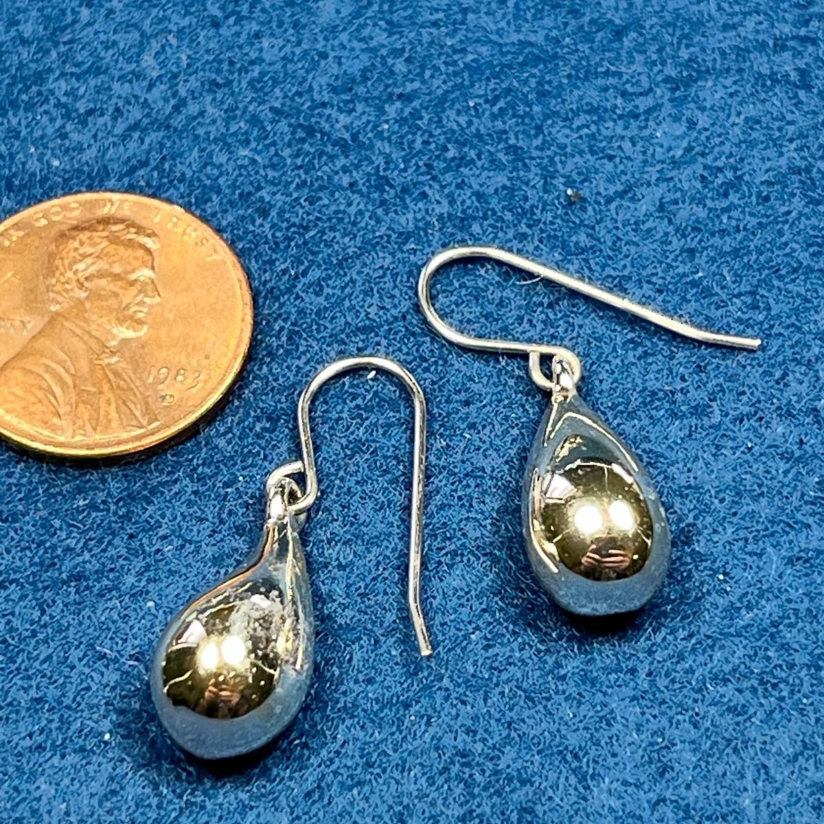 SHINY TEARDROP CHROME EARRINGS | EstateSales.org