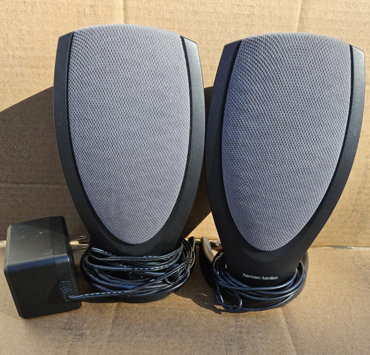 PC speakers | EstateSales.org