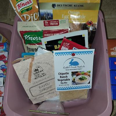 KITCHEN PAPER GOODS AND SOME GROCERIES | EstateSales.org