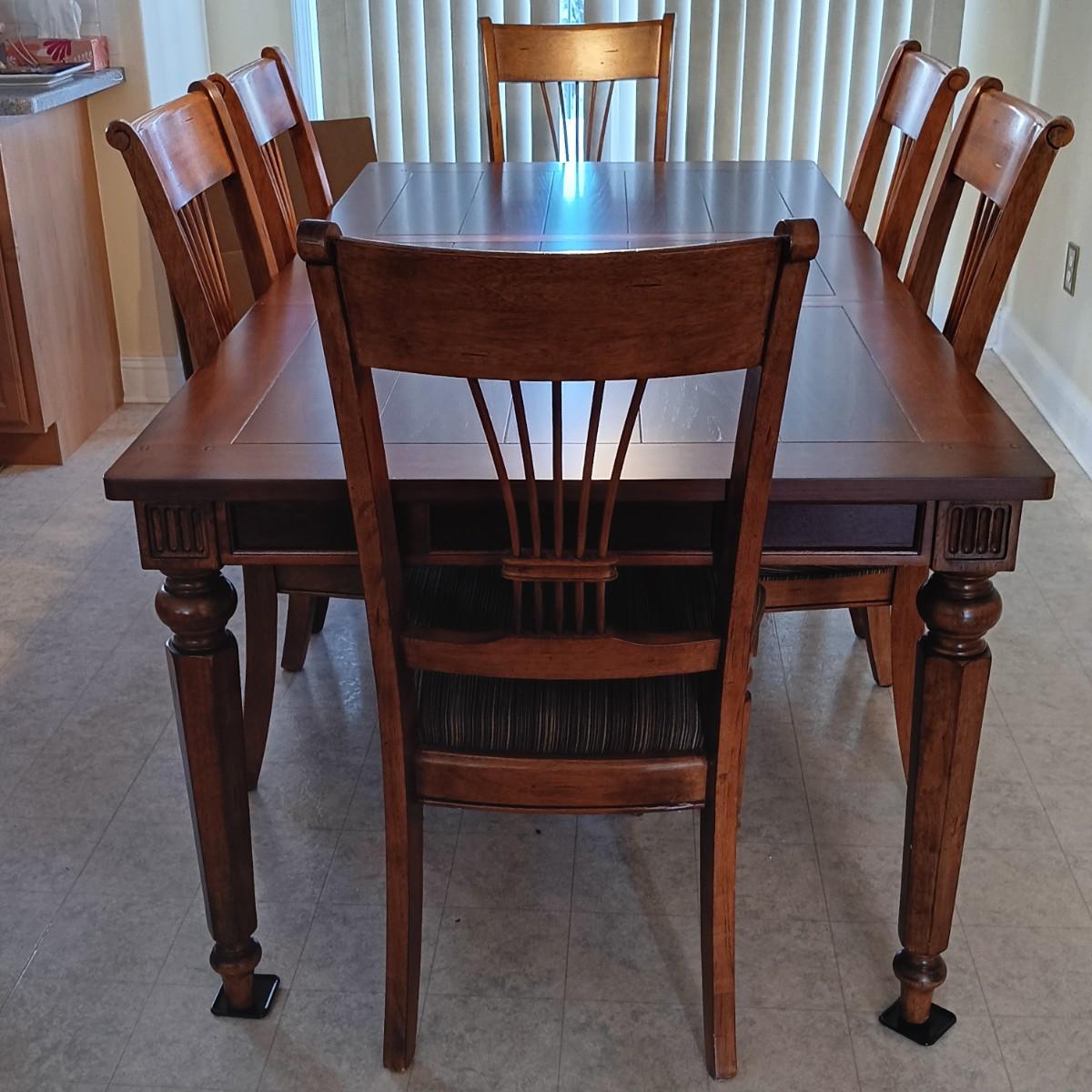 Lcjs furniture store
