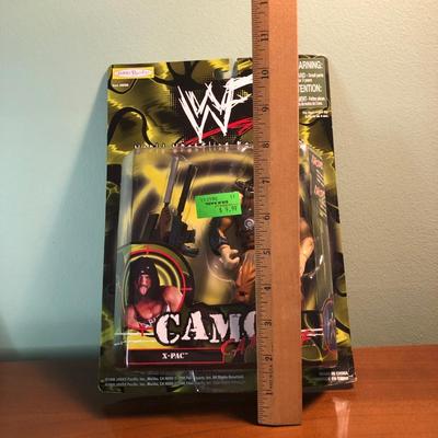 LOT 137MBC: NIP 1999 Jaaks Pacific WWF Camo Carnage - B.A. Billy Gun ...
