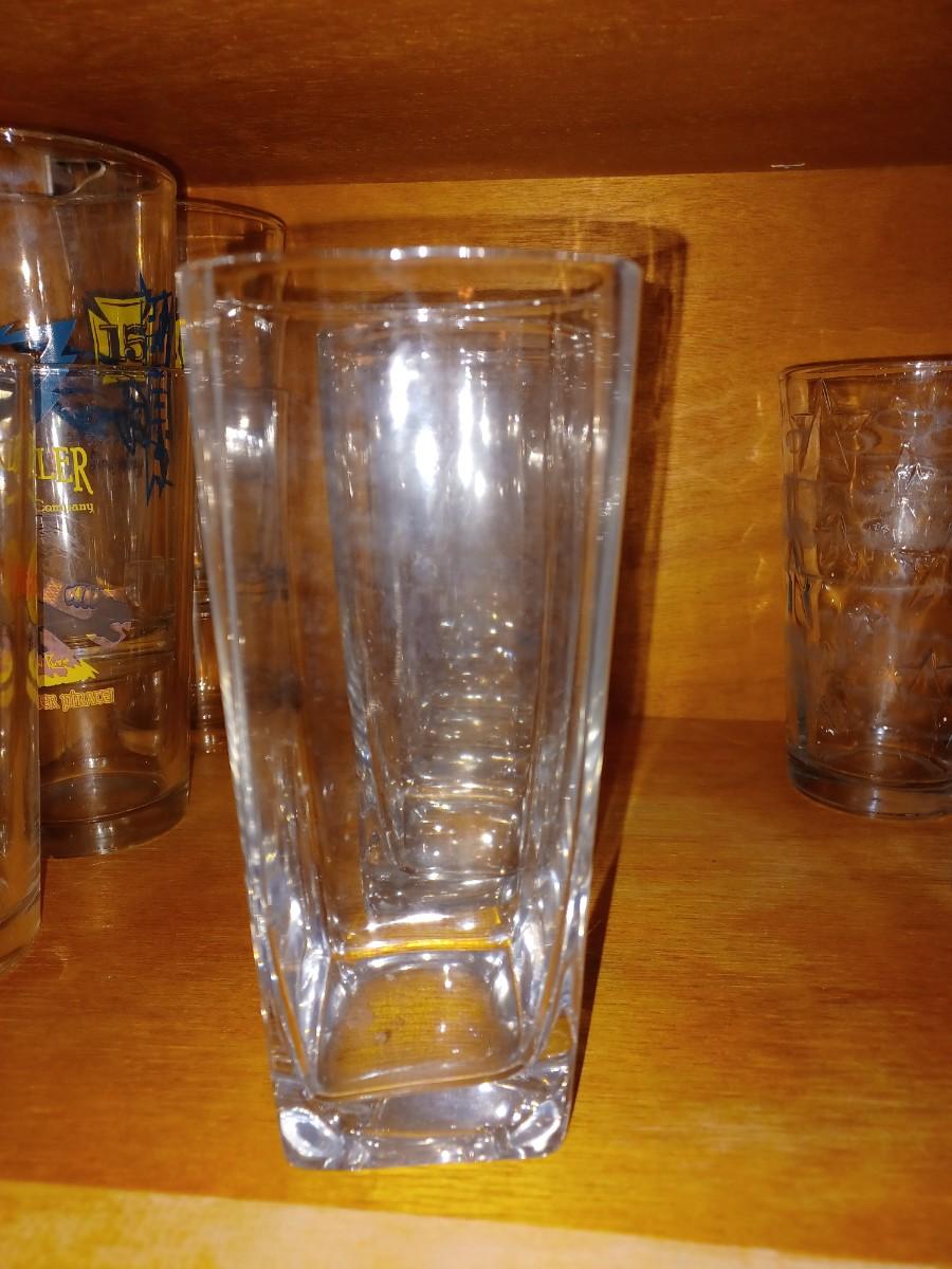 3 square base | EstateSales.org