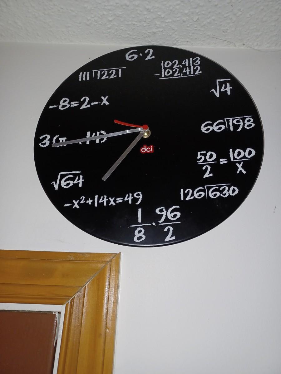 DCI Pop Quiz Clock | EstateSales.org