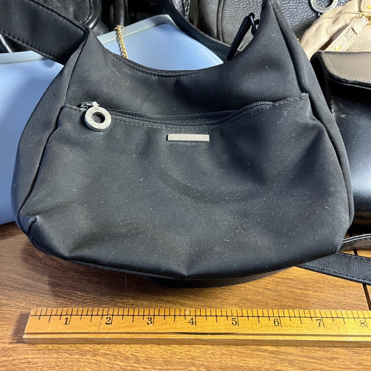 LOT 154Z: Collection of Purses and Pocketbooks | EstateSales.org