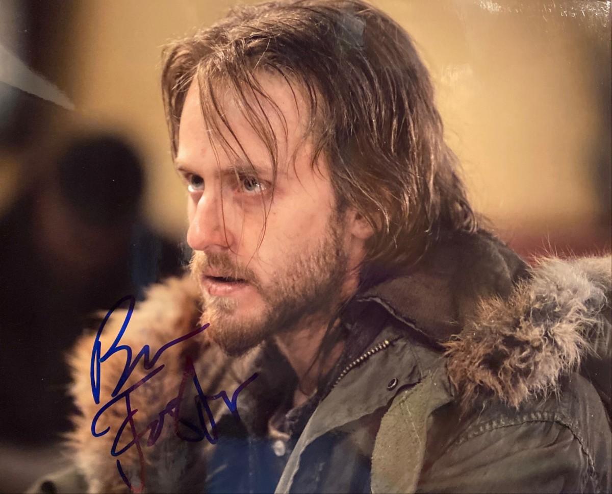 30 Days of Night Ben Foster signed movie photo | EstateSales.org