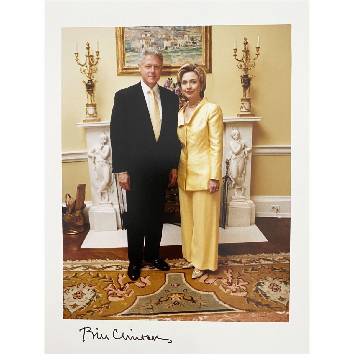 42nd US President Bill Clinton signed photo | EstateSales.org