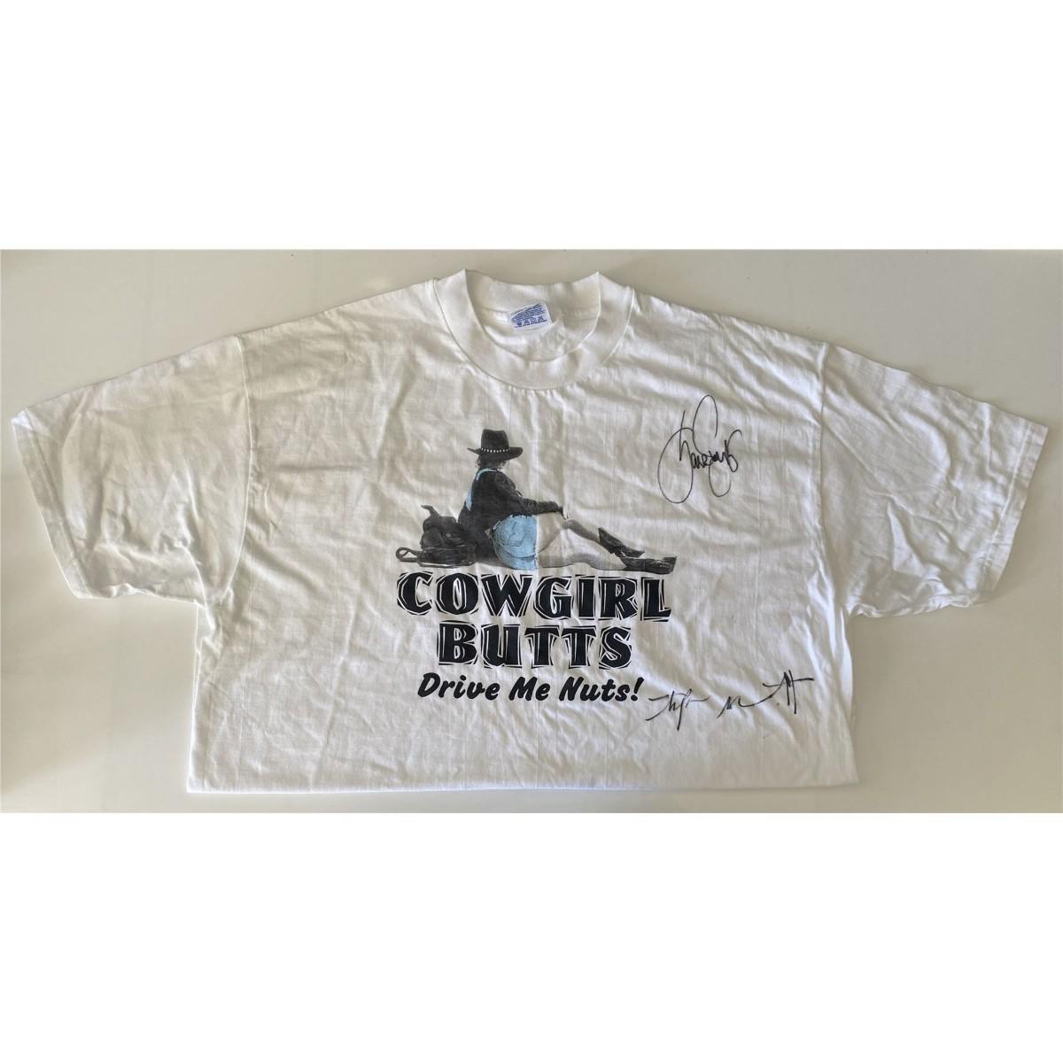 Tift Merritt and Sara Evans signed T-shirt | EstateSales.org