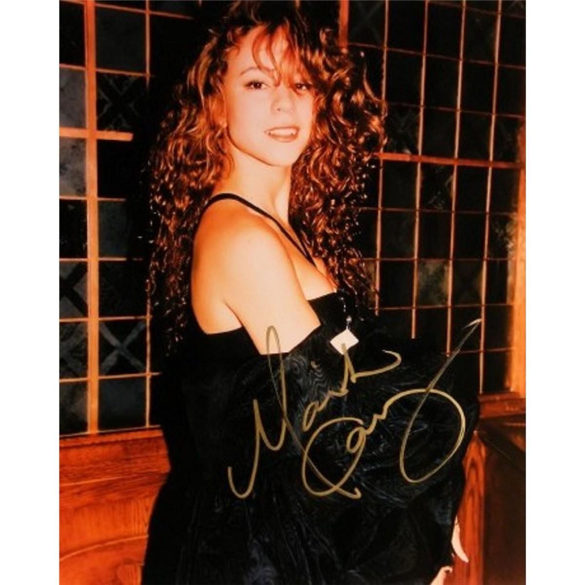 Mariah Carey signed photo | EstateSales.org