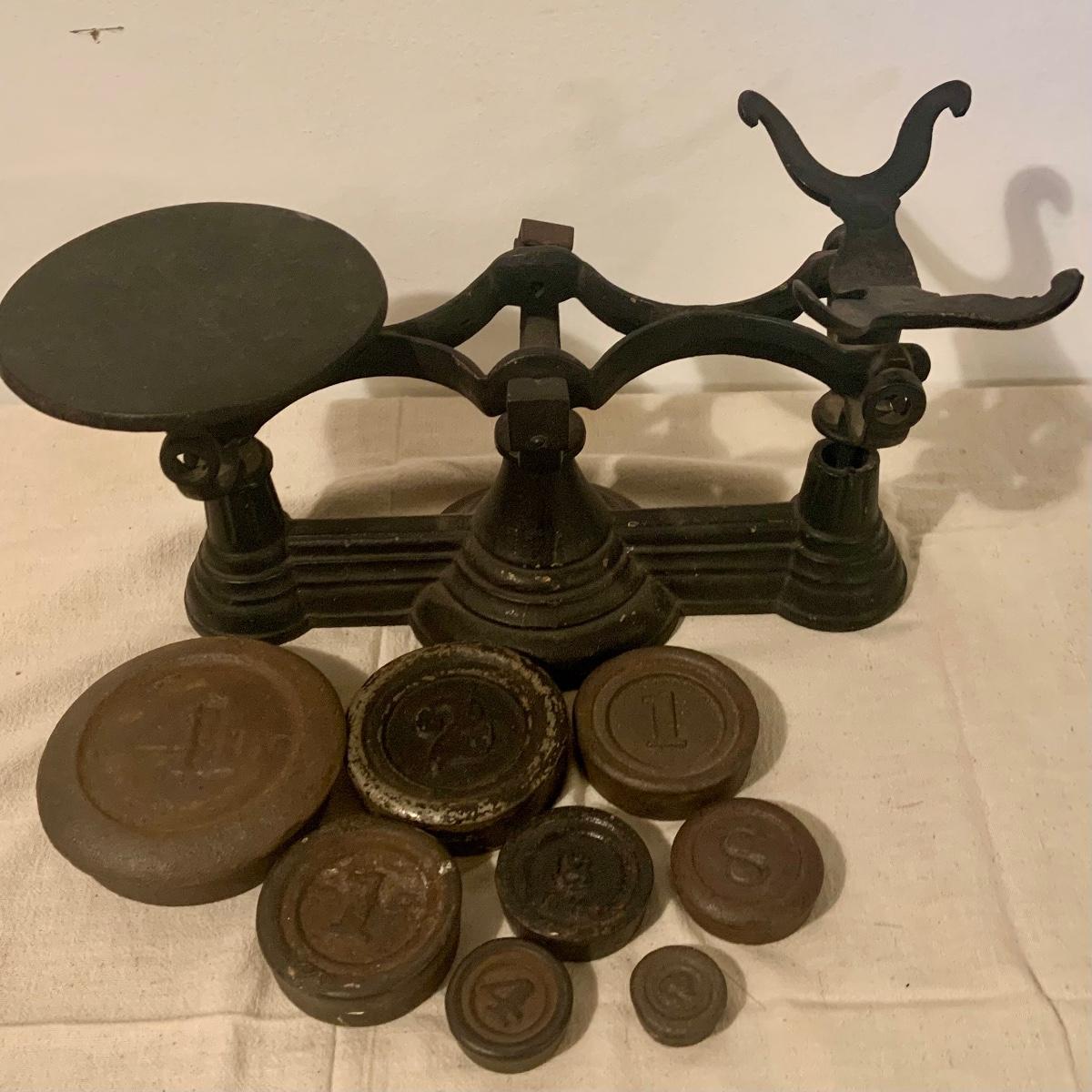 LOT:128: Antique Cast Iron Scale with Weights | EstateSales.org
