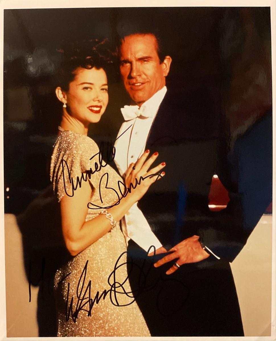 Bugsy Warren Beatty and Annette Bening signed movie photo | EstateSales.org