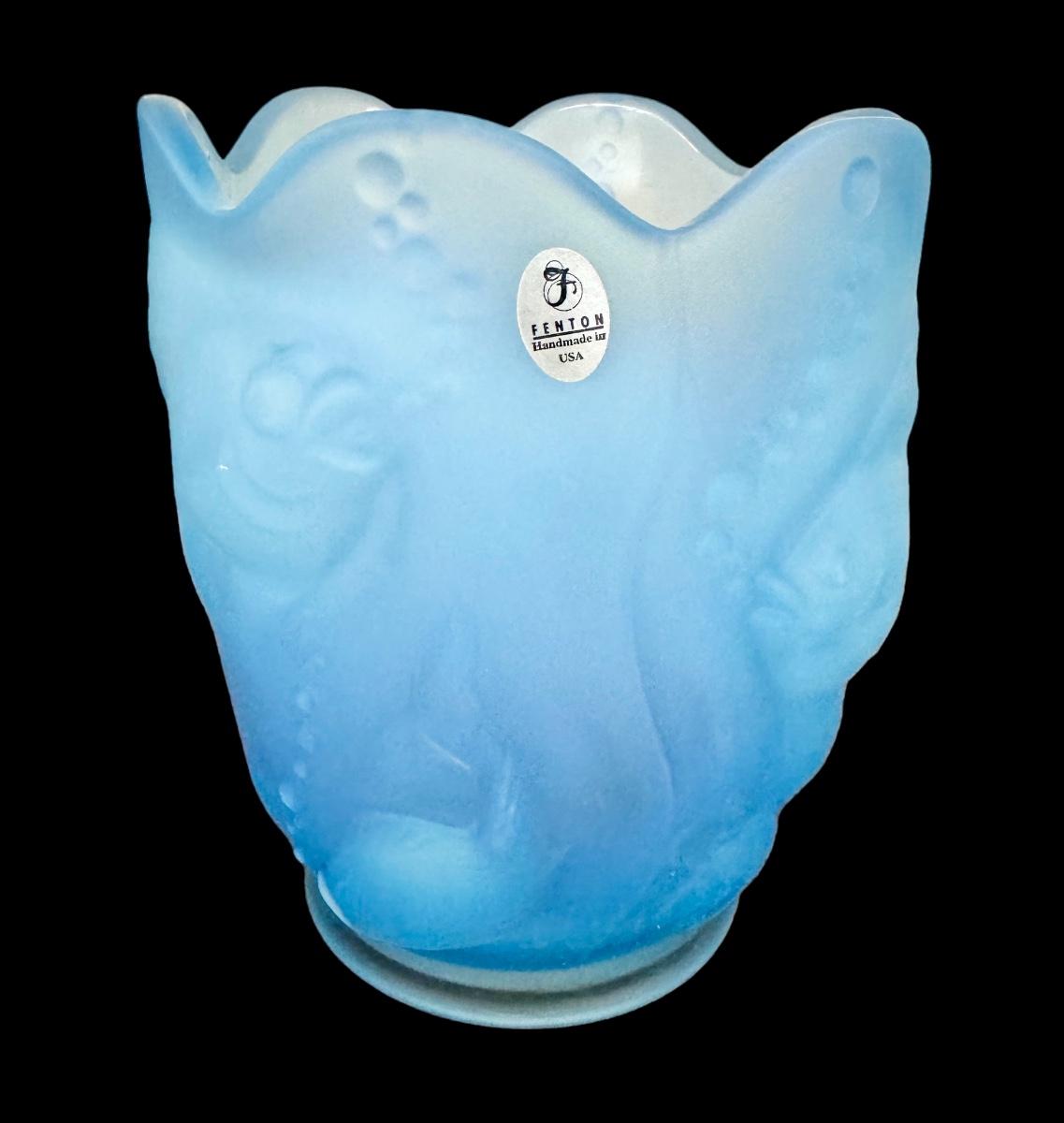 Fenton Blue Frosted Opalescent Atlantis Koi Fish Vase | EstateSales.org