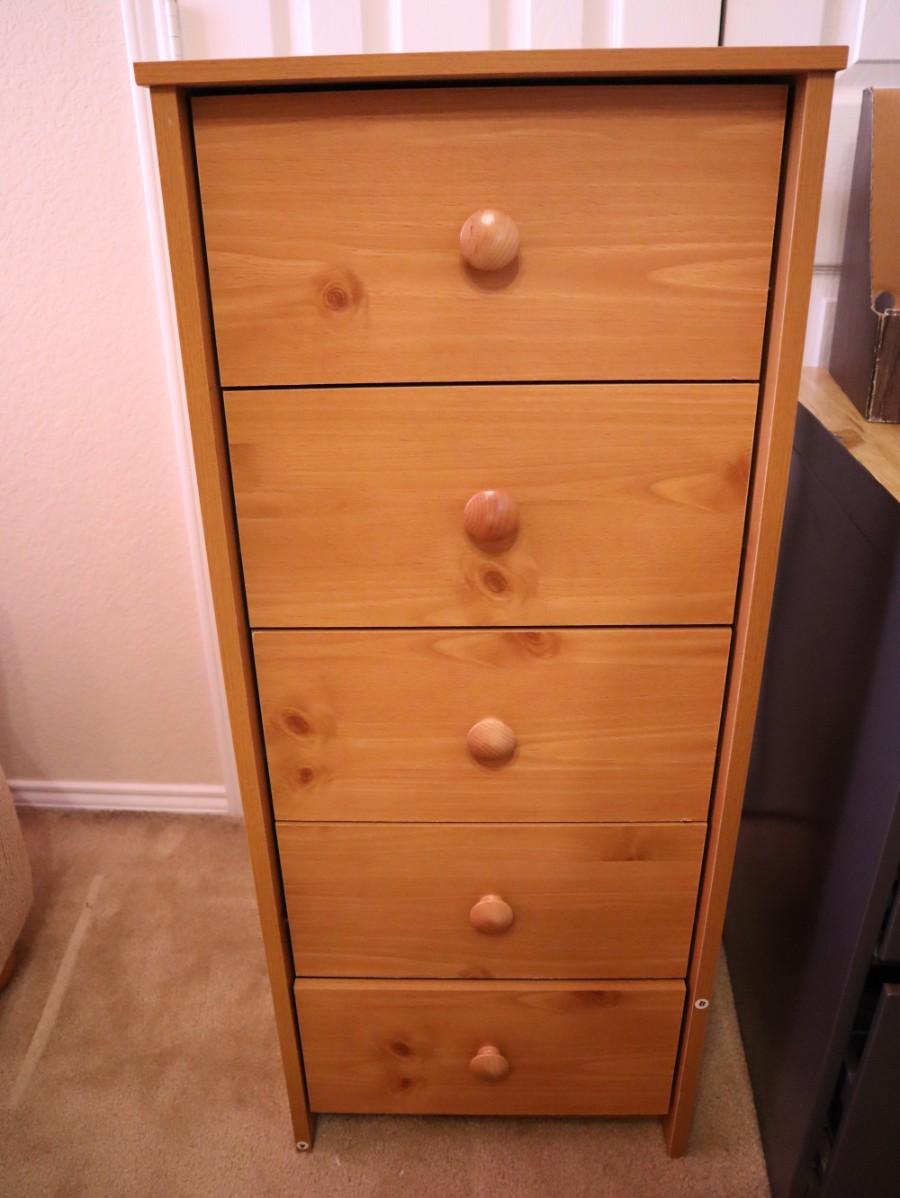 Small Drawers | EstateSales.org
