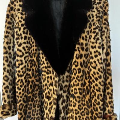 LOT 81: Vintage Leopard Print Fur Coat By Phil. M. Stupp Furs ...