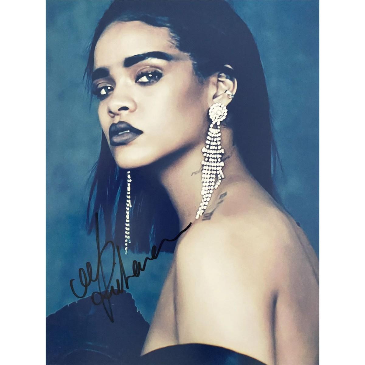 Rihanna signed photo | EstateSales.org