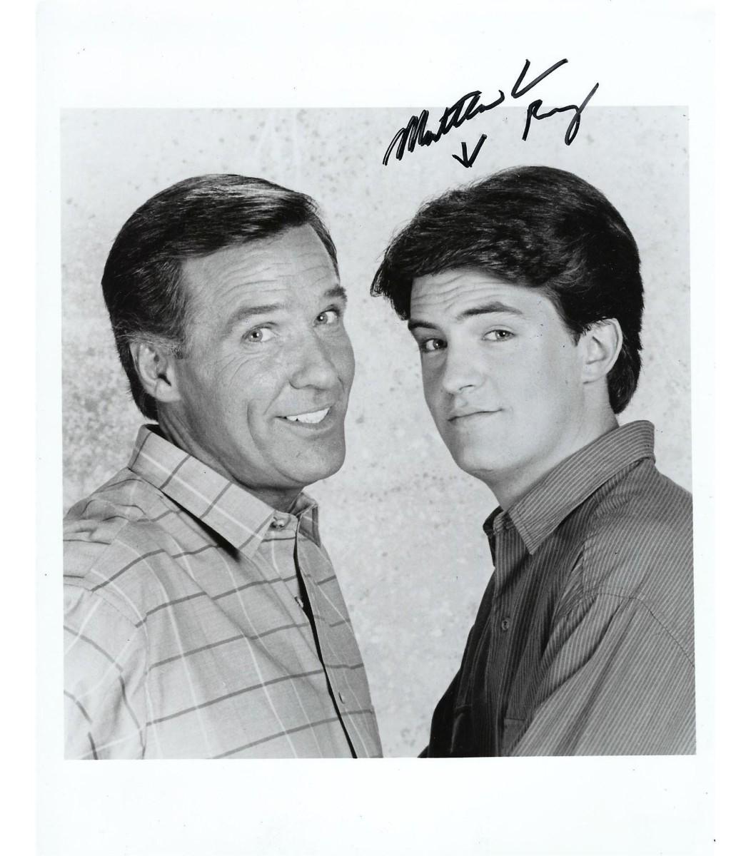 Friends sitcom Matthew Perry signed photo | EstateSales.org
