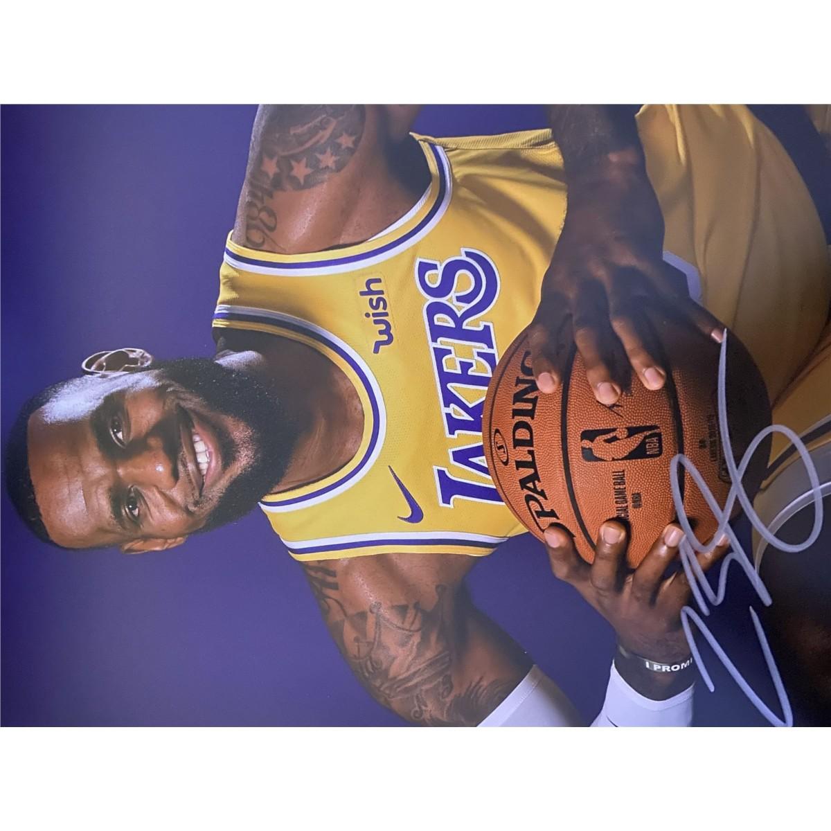 LA Lakers LeBron James signed photo | EstateSales.org