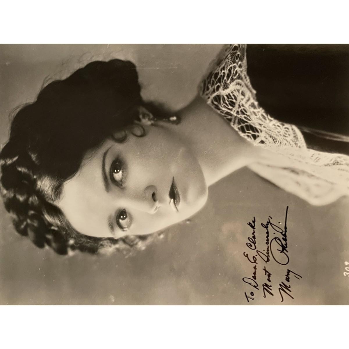 Phantom of the Opera Mary Philbin signed photo | EstateSales.org