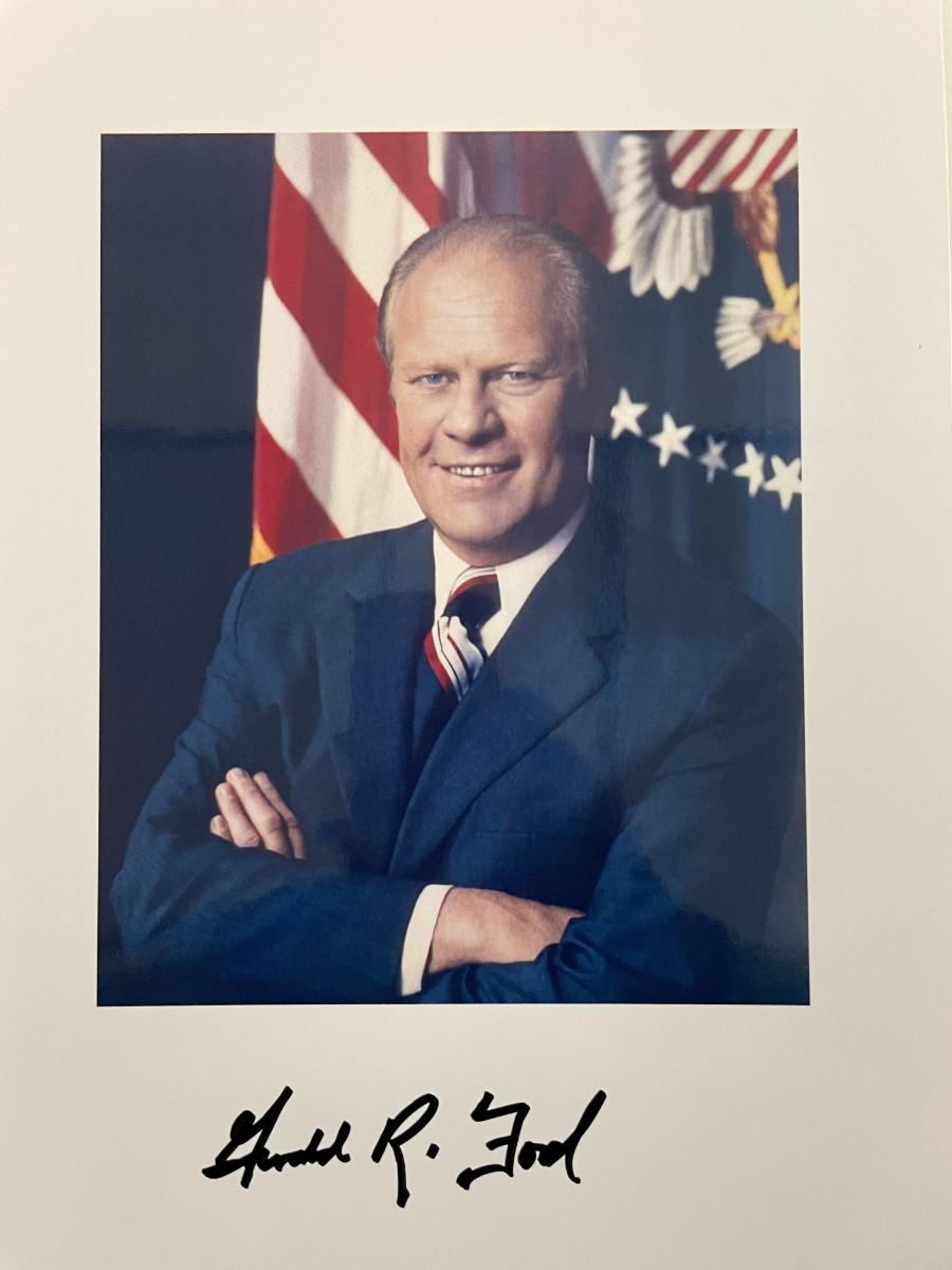 38th US President Gerald Ford signed photo | EstateSales.org