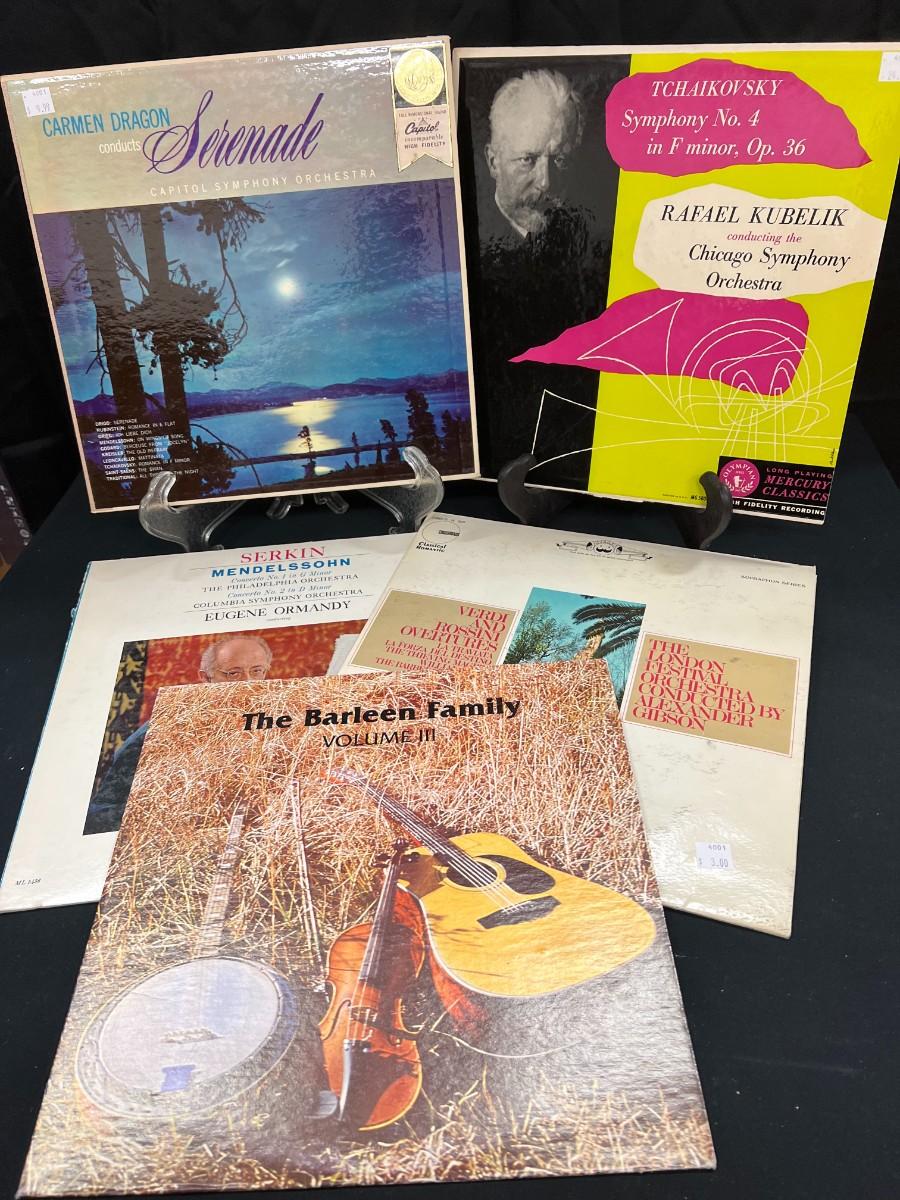 5 VINYL RECORD ALBUMS (8) | EstateSales.org