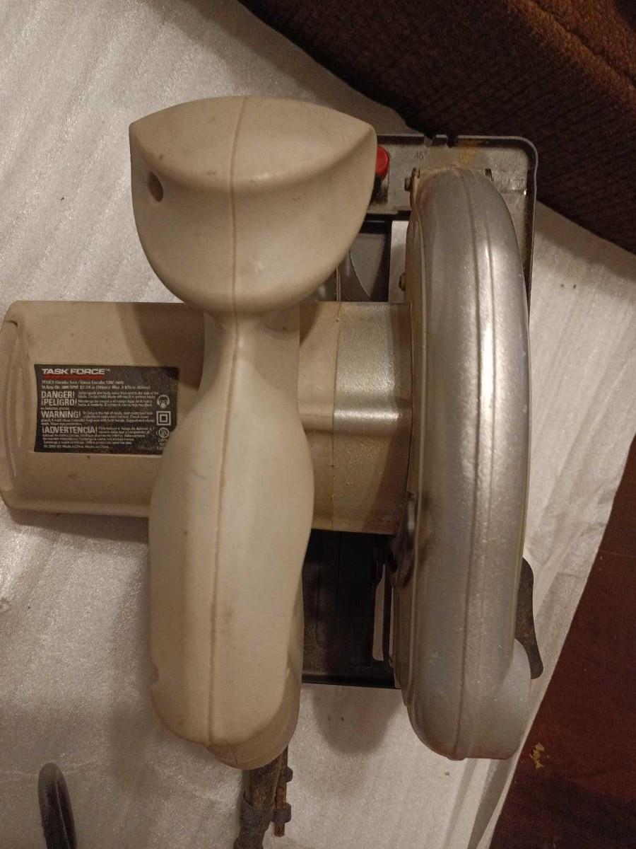 Task force circular saw | EstateSales.org