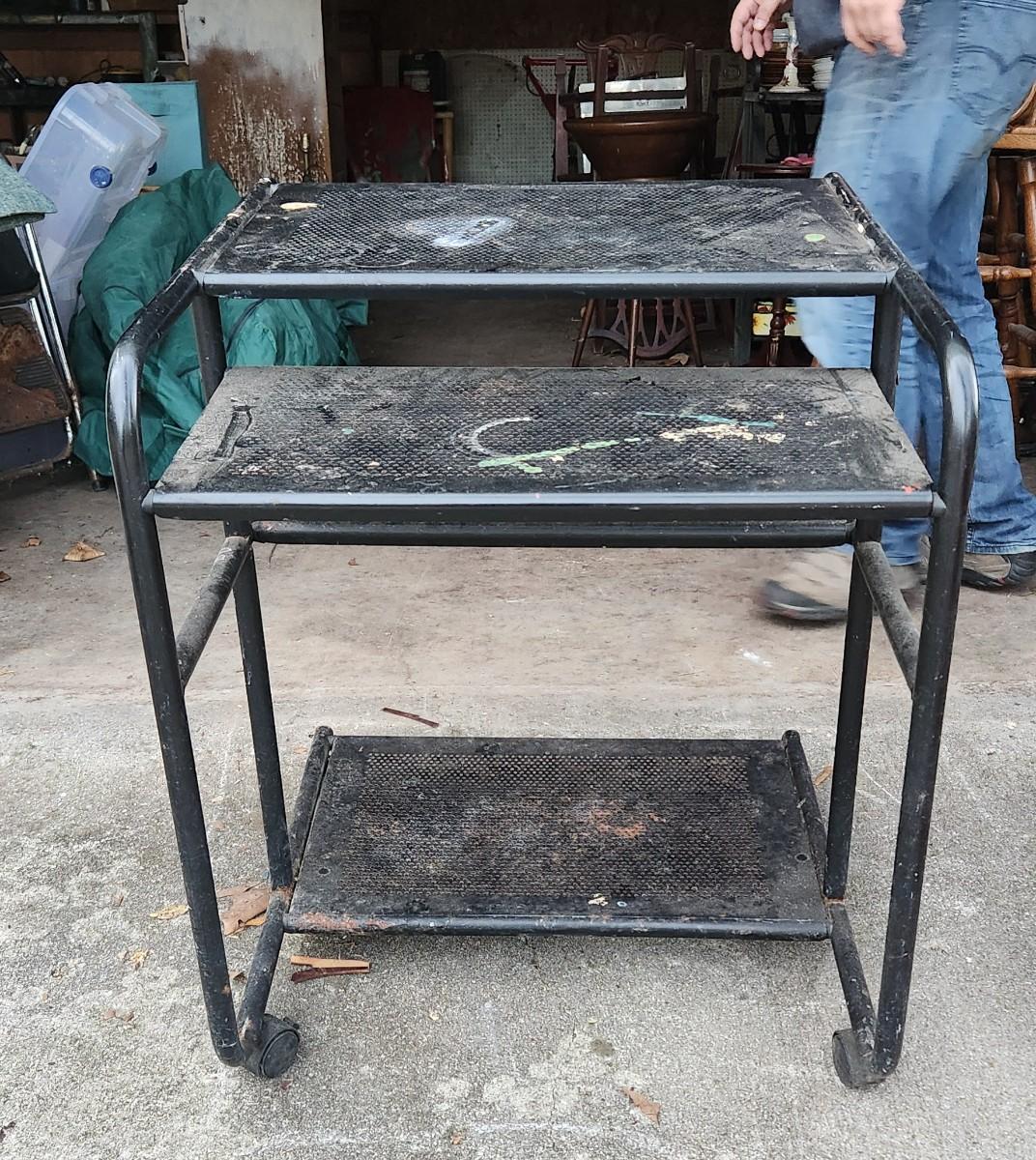 Dirty/rusty computer stand | EstateSales.org