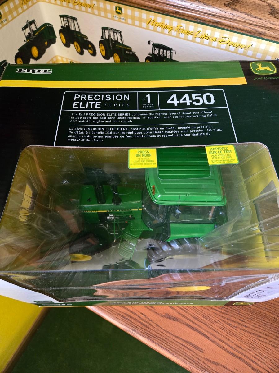 John Deere 4450 Precision Elite Series | EstateSales.org John Deere 4450 Precision Elite Series | EstateSales.org