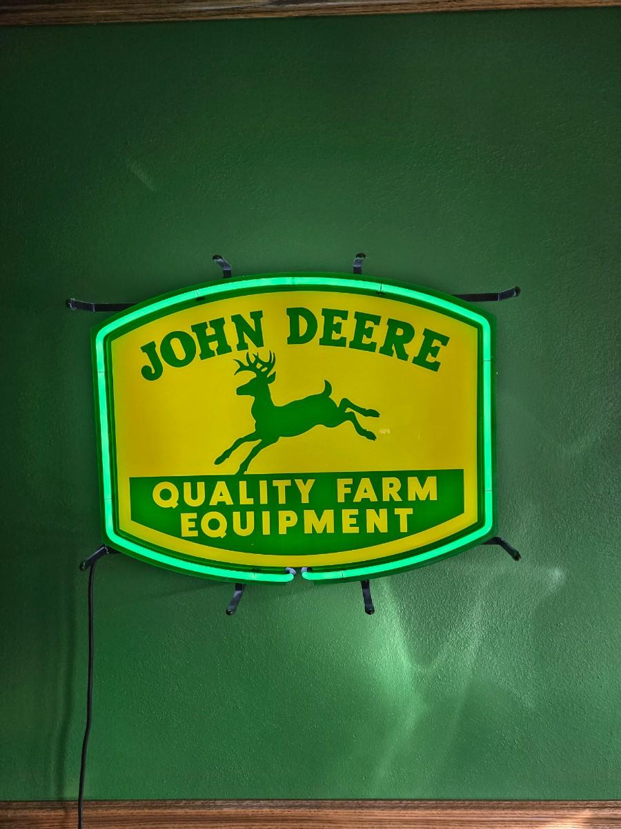 John Deere Neon Sign | EstateSales.org