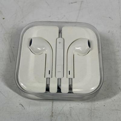 Apple iPhone Wired Earphones Earbuds 3.5mm Jack NIB | EstateSales.org