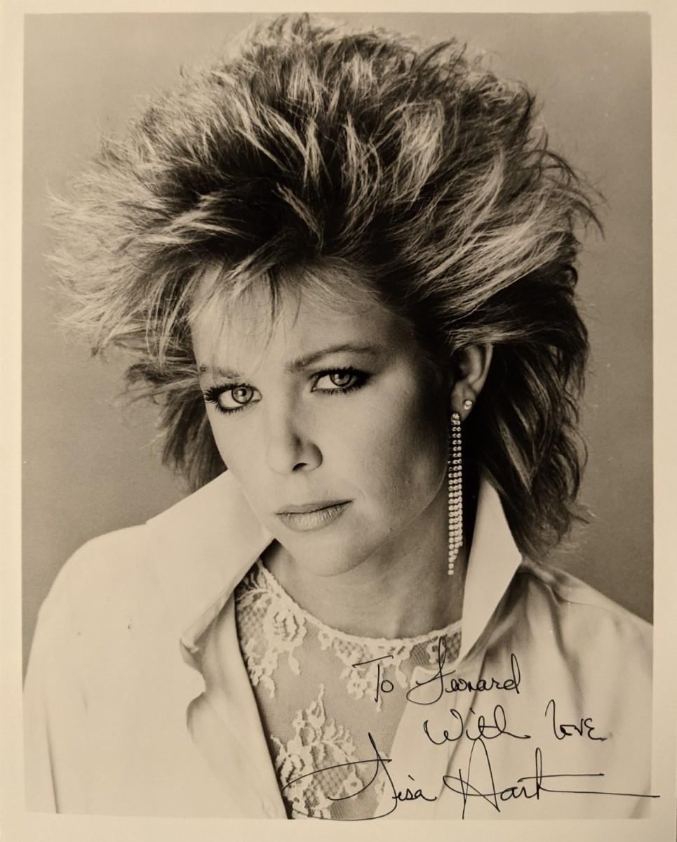 Lisa Hart signed photo | EstateSales.org