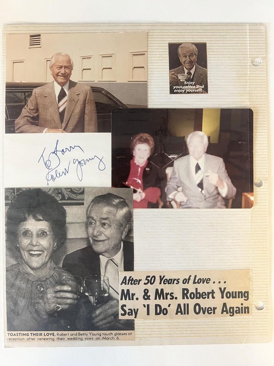 Marcus Welby MD Robert Young signed photo album page | EstateSales.org